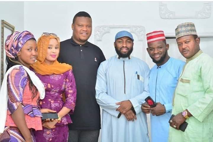 JARUMA Fati Mohammed Ta Fara Yima Yan Fim Dauki DAI-DAI Daga Tafiya ...