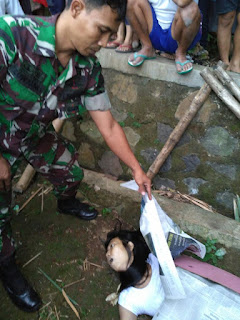 Mayat wanita Ditemukan Di GDC Depok ,Sejam sebelumnya korban ini masih ...