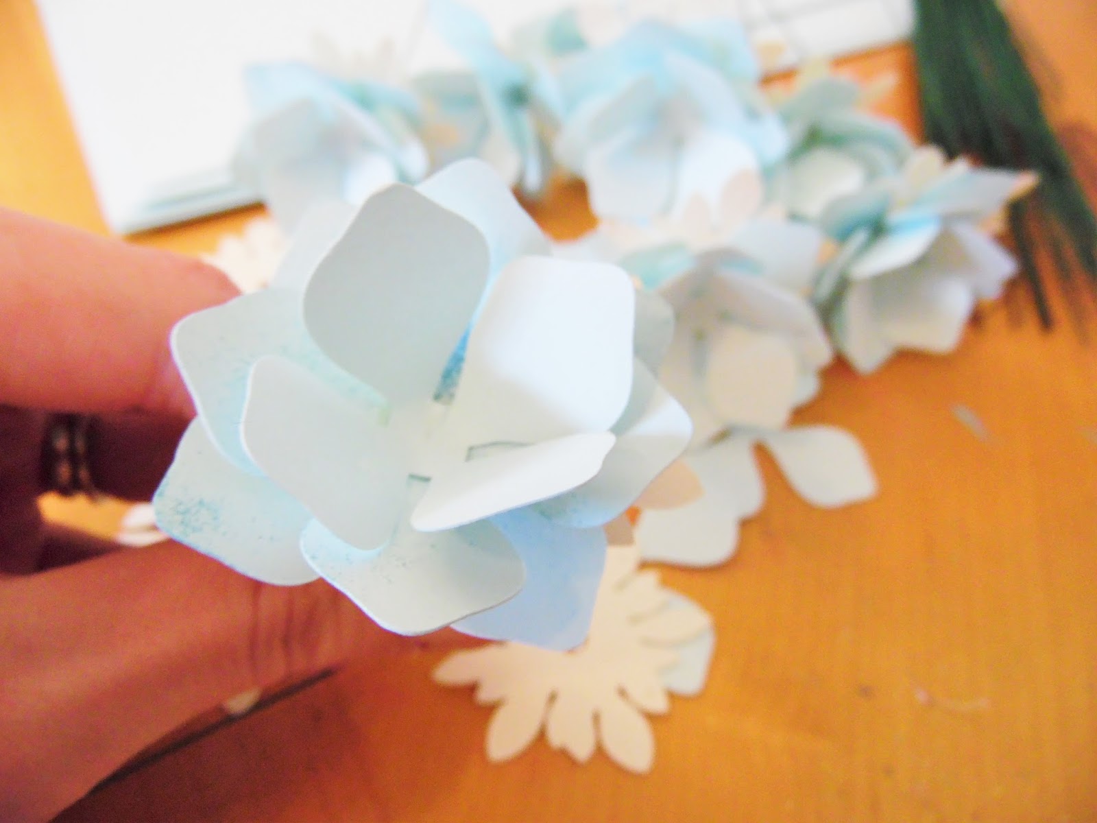 Mama's Gone Crafty: Paper Flower Hydrangeas- Flower Templates ...