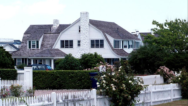 Magazine Compilation: The Kennedy Compound: Iconic Summer Getaway (Photos)