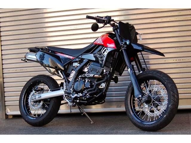 Kawasaki D-Tracker Supermotard Motorcycle