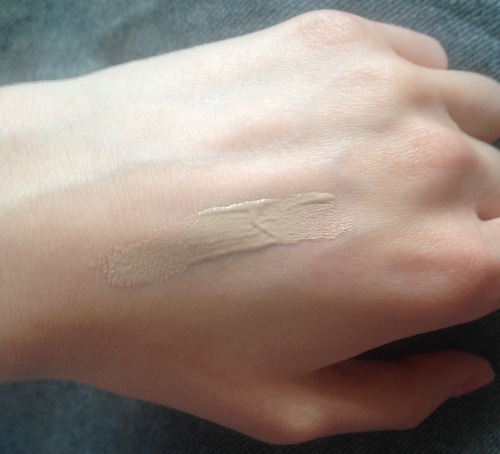 Sabrina Jaine: Review: No7 Beautifully Matte Foundation
