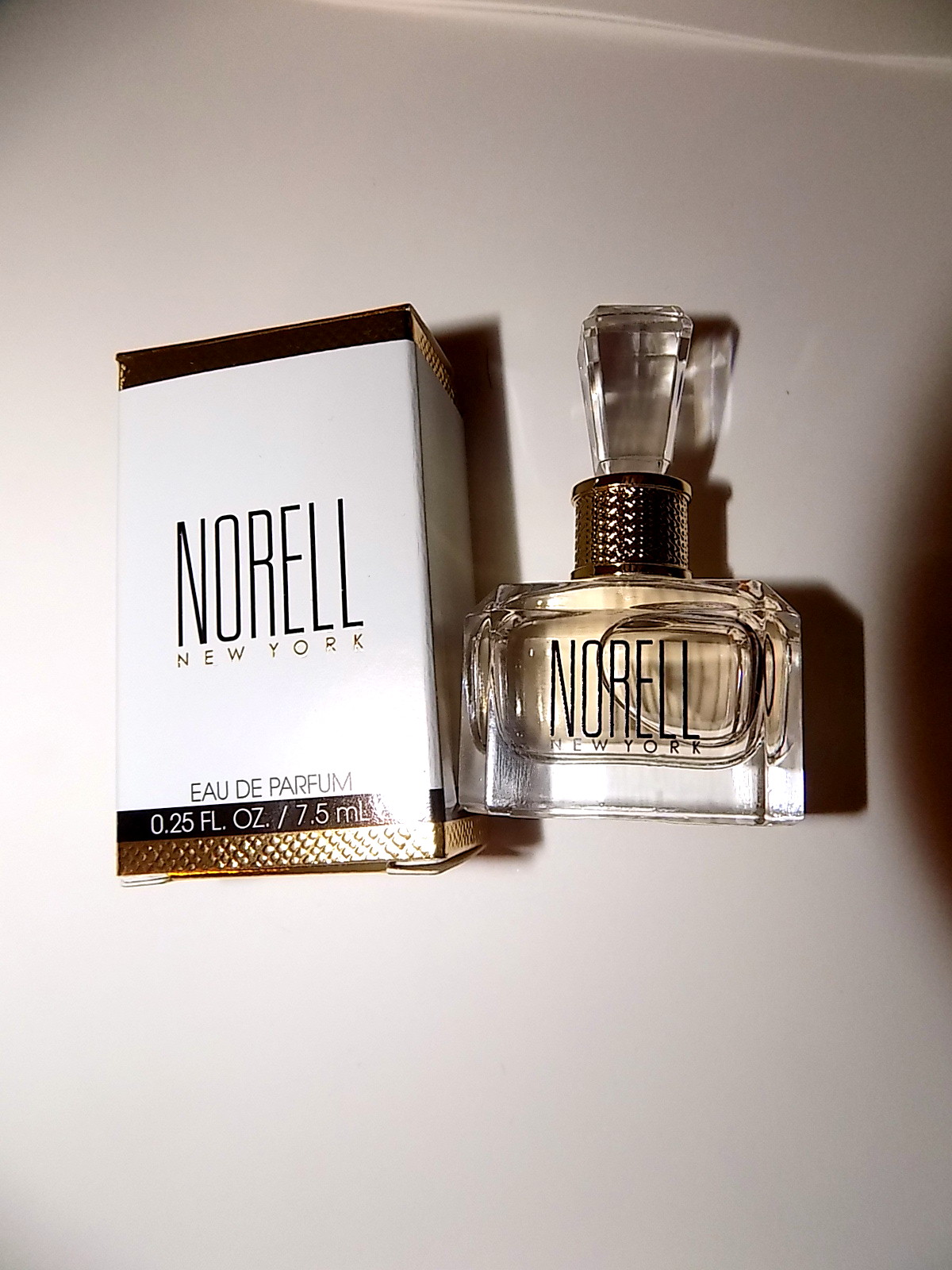 The Beauty Alchemist: Norell New York