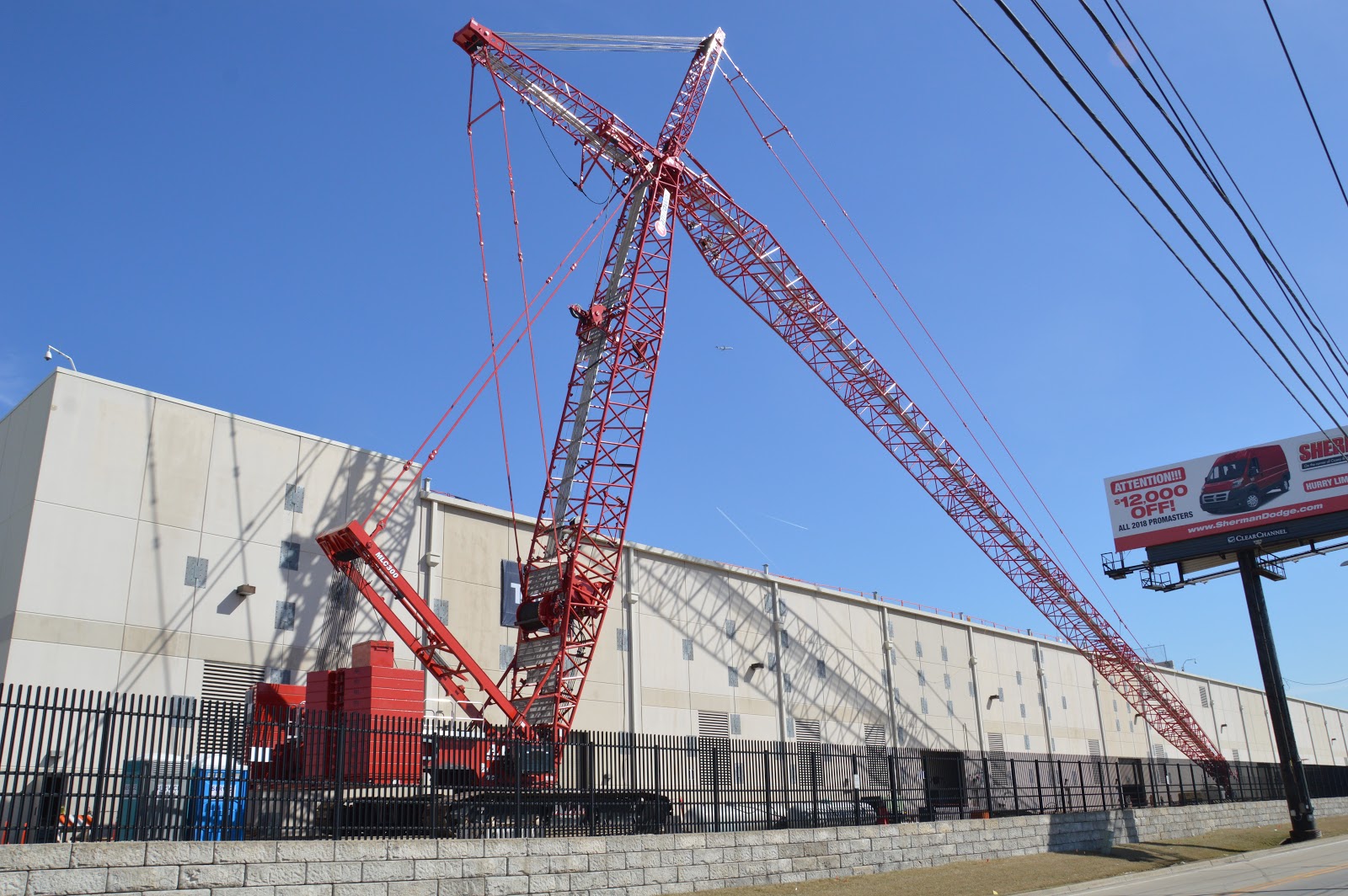 Industrial History: Manitowoc MLC300 Luffer Crane and Microsoft Server Farm