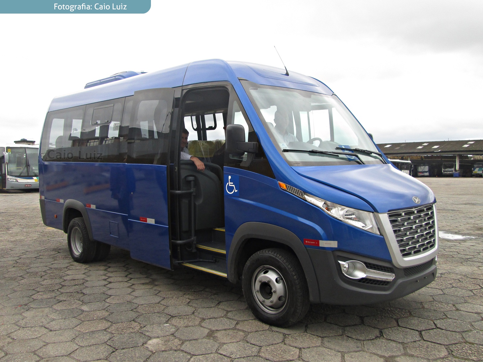 LitoralBus 11: Volare apresenta "Cinco" à Translitoral