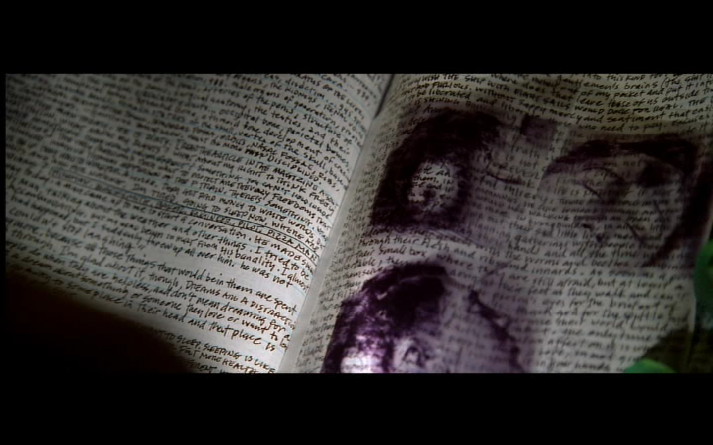 moodscanner: Production Design Review # 2 - SE7EN (1995)