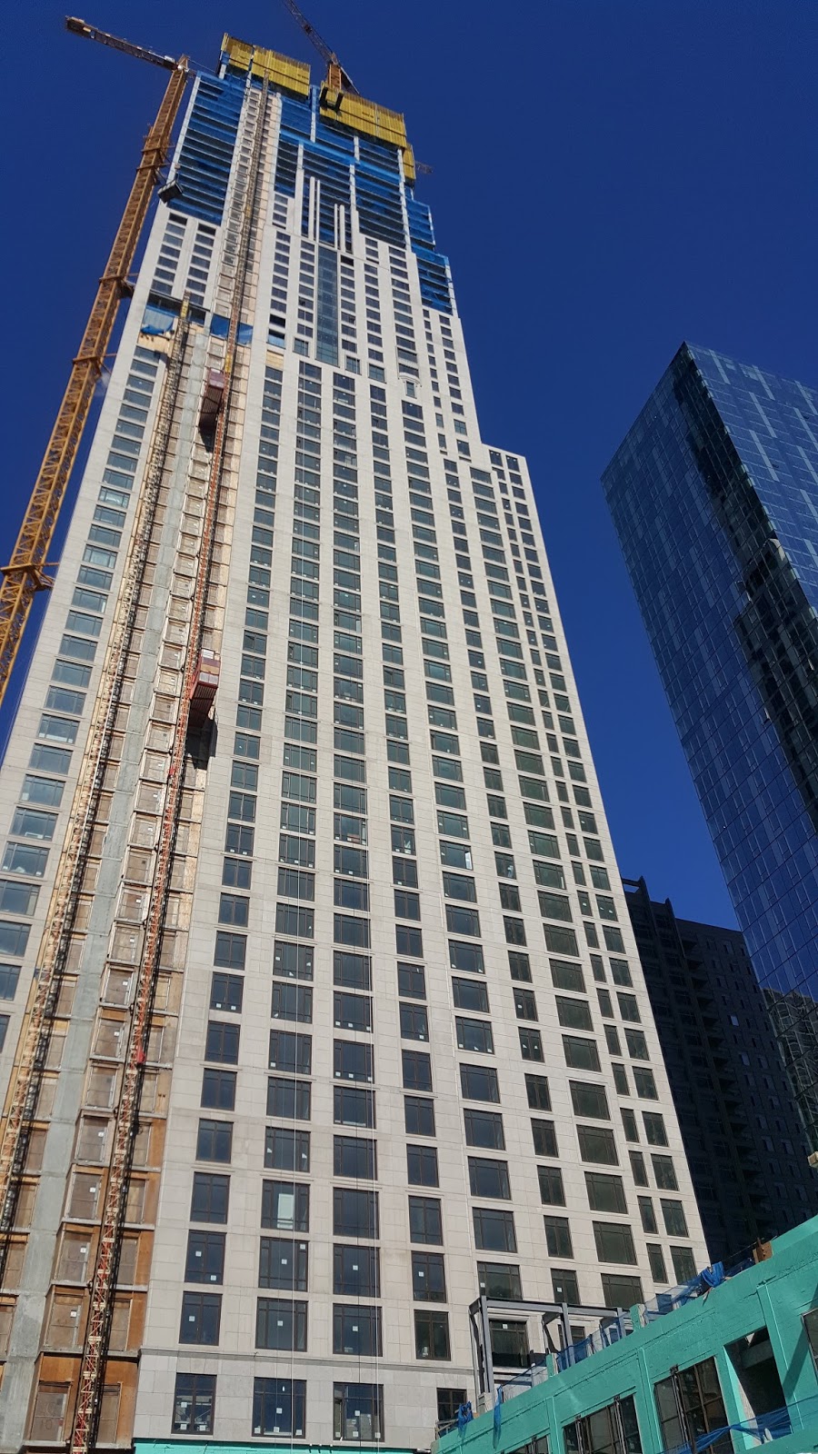 The Chicago Real Estate Local: A few photos of One Bennett Park ...