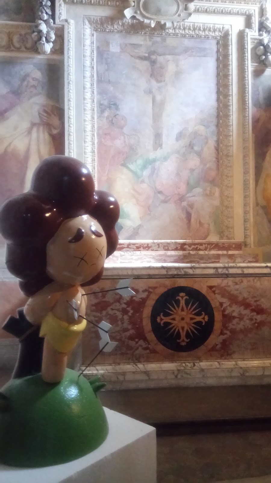 Extraordinary statues and images in a Rome church