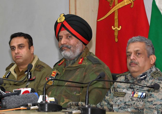 The Pakistan Army and its espionage agency, the Inter-Services ...