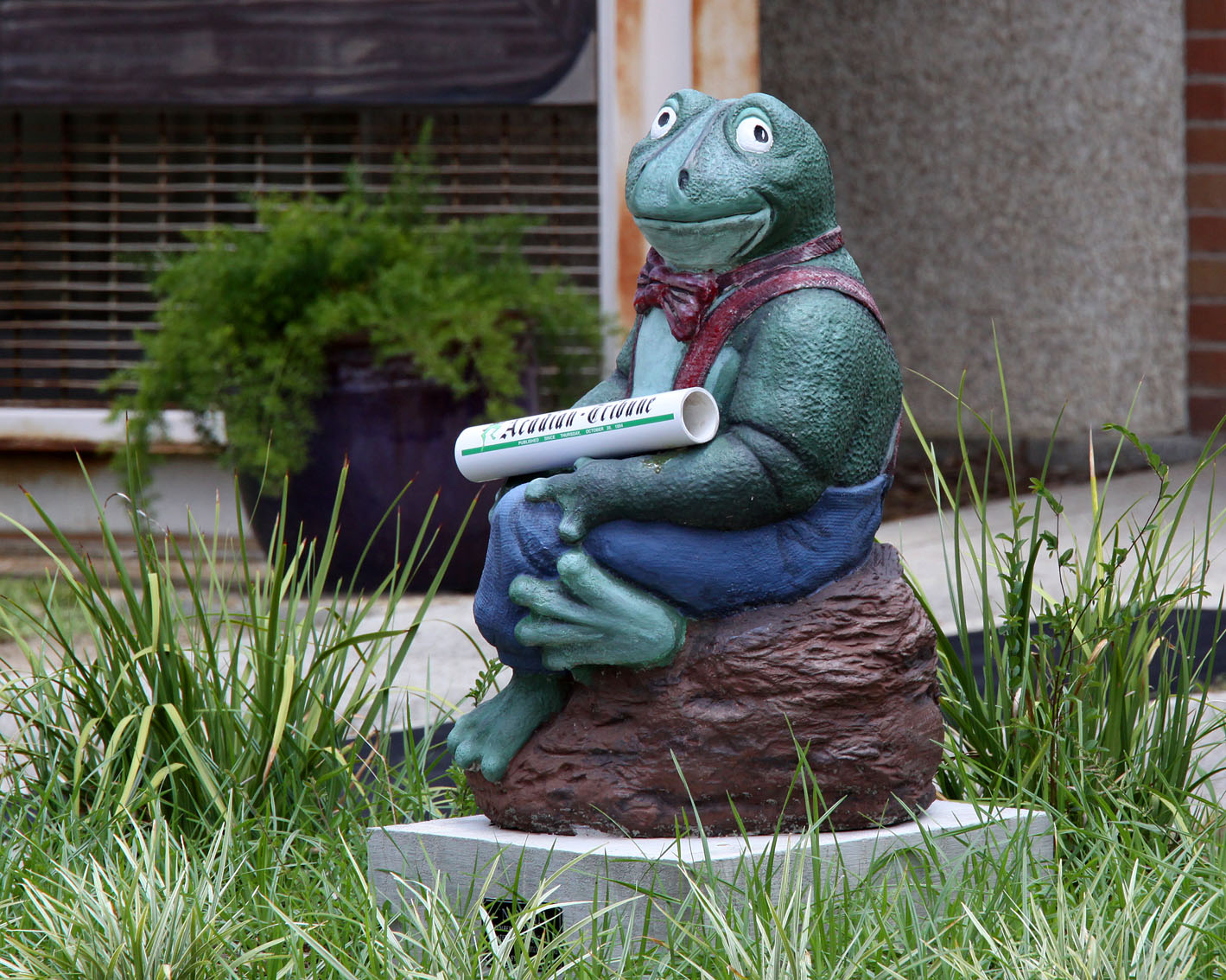 Southern Lagniappe: Rayne, Louisiana: The Frog Capital of the World