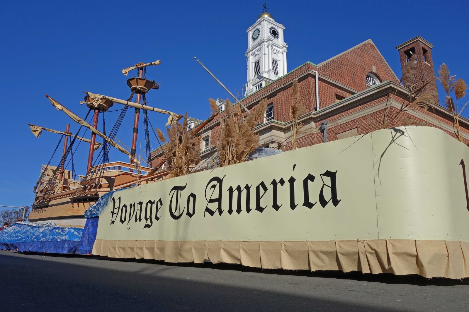 Joe's Retirement Blog: Thanksgiving Parade, America's Hometown ...