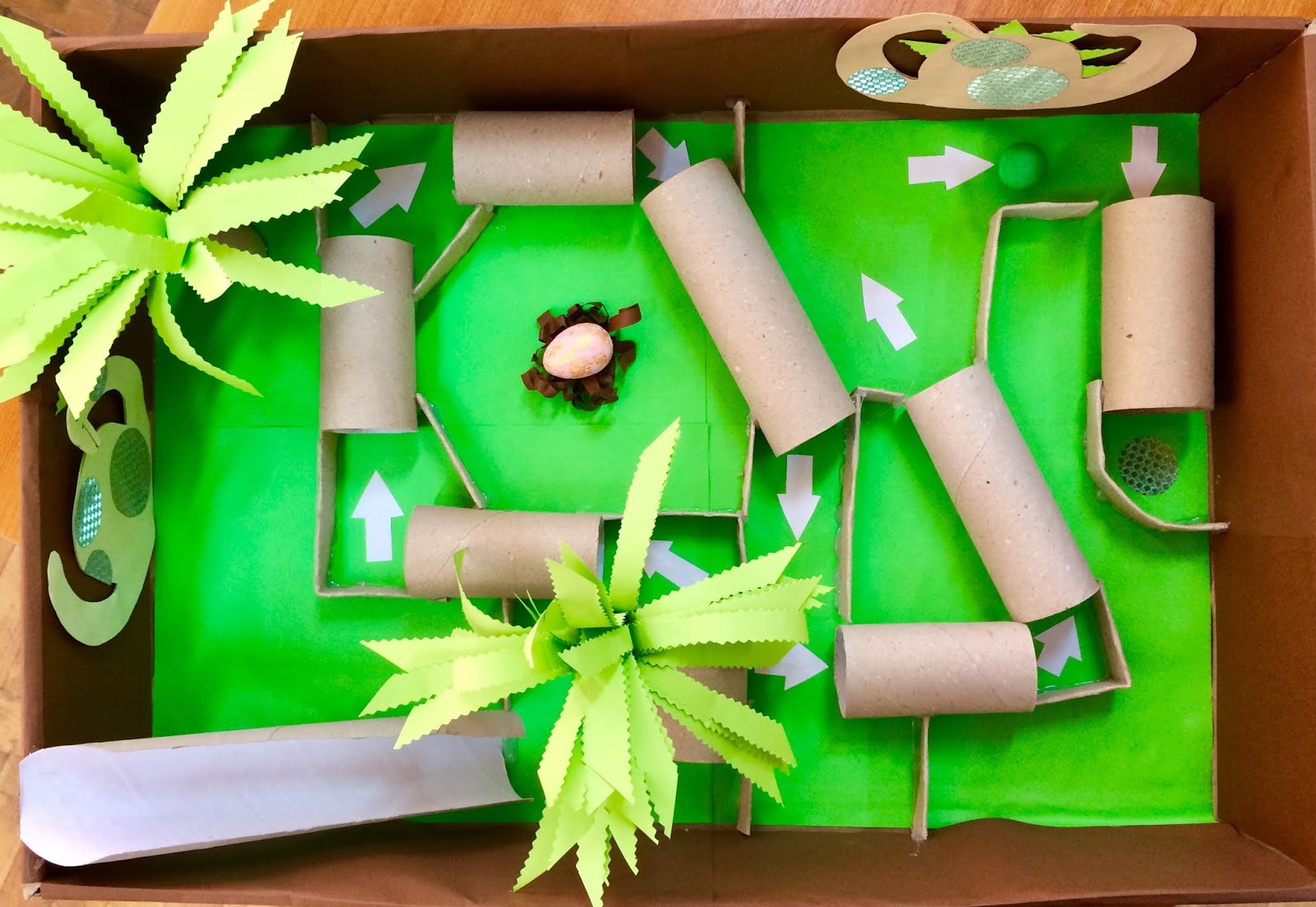 Joc din materiale reciclabile: „Prin Cretacic” - Materiale didactice de ...