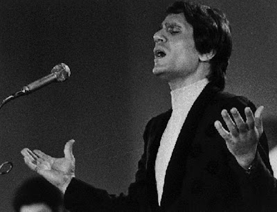 Abdel Halim Hafez: The Machine Gun Has Spoken ~ Hot Arabic Music
