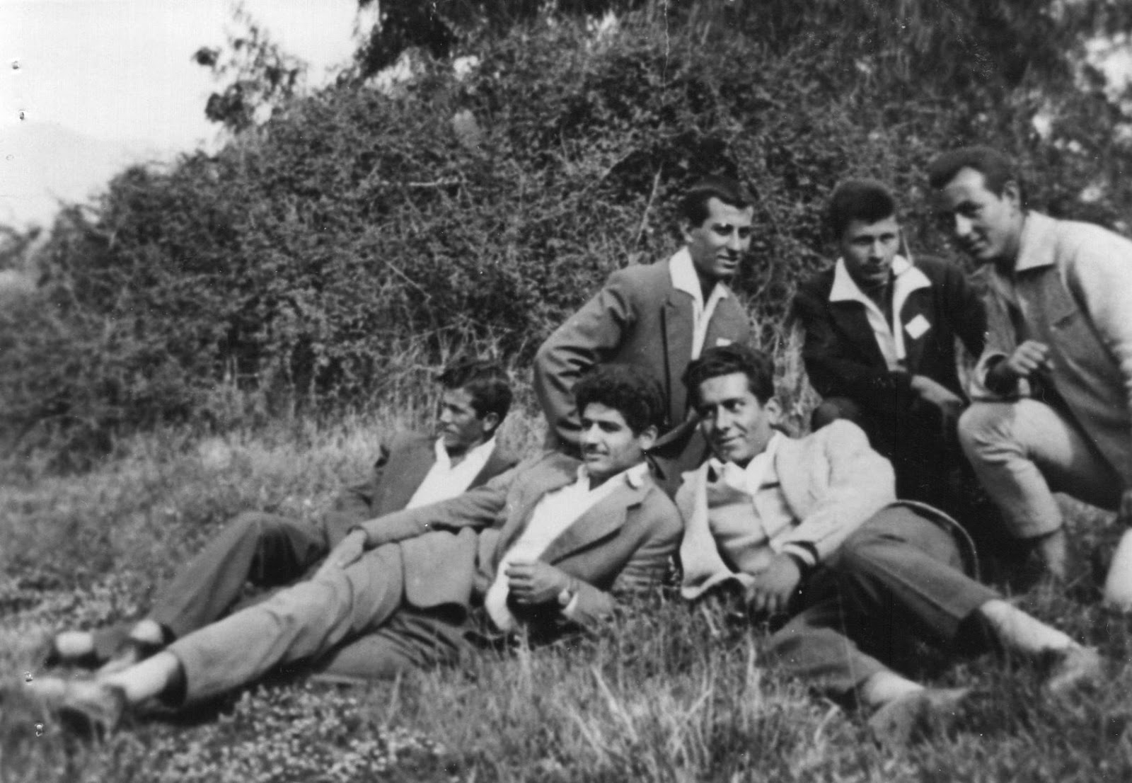 ΙΣΤΟΡΙΑ,ΛΑΟΓΡΑΦΙΑ,ΠΑΡΑΔΟΣΗ.: Η ΒΑΛΥΡΑ-ΛΑΜΠΑΙΝΑ ΣΤΟ ΠΟΛΕΜΟ ΤΟΥ 1940-41