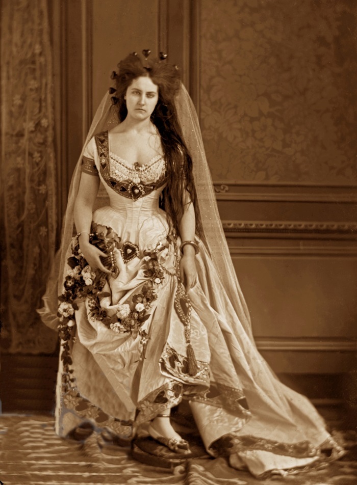 VINTAGE PHOTOGRAPHY: The Countess of Castiglione by Pierre-Louis Pierson