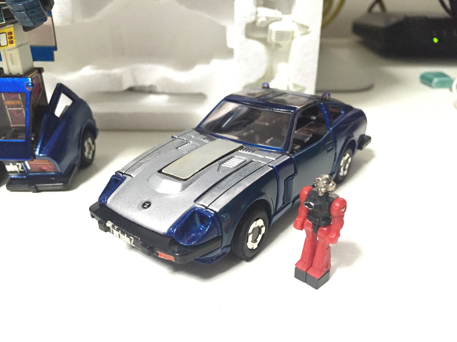 The Cave Collection: The Elusive Diaclone Bluestreak.....FINALLY!!!!