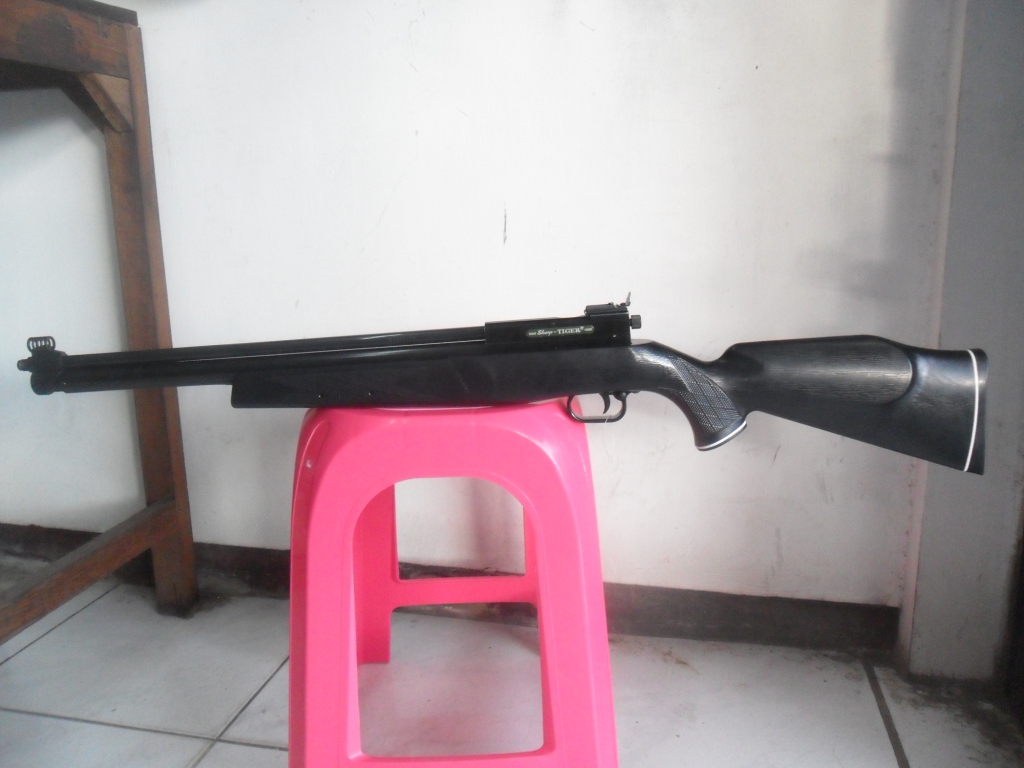 GUNS AND HOBBIES: SENAPAN ANGIN POMPA SHARP TIGER