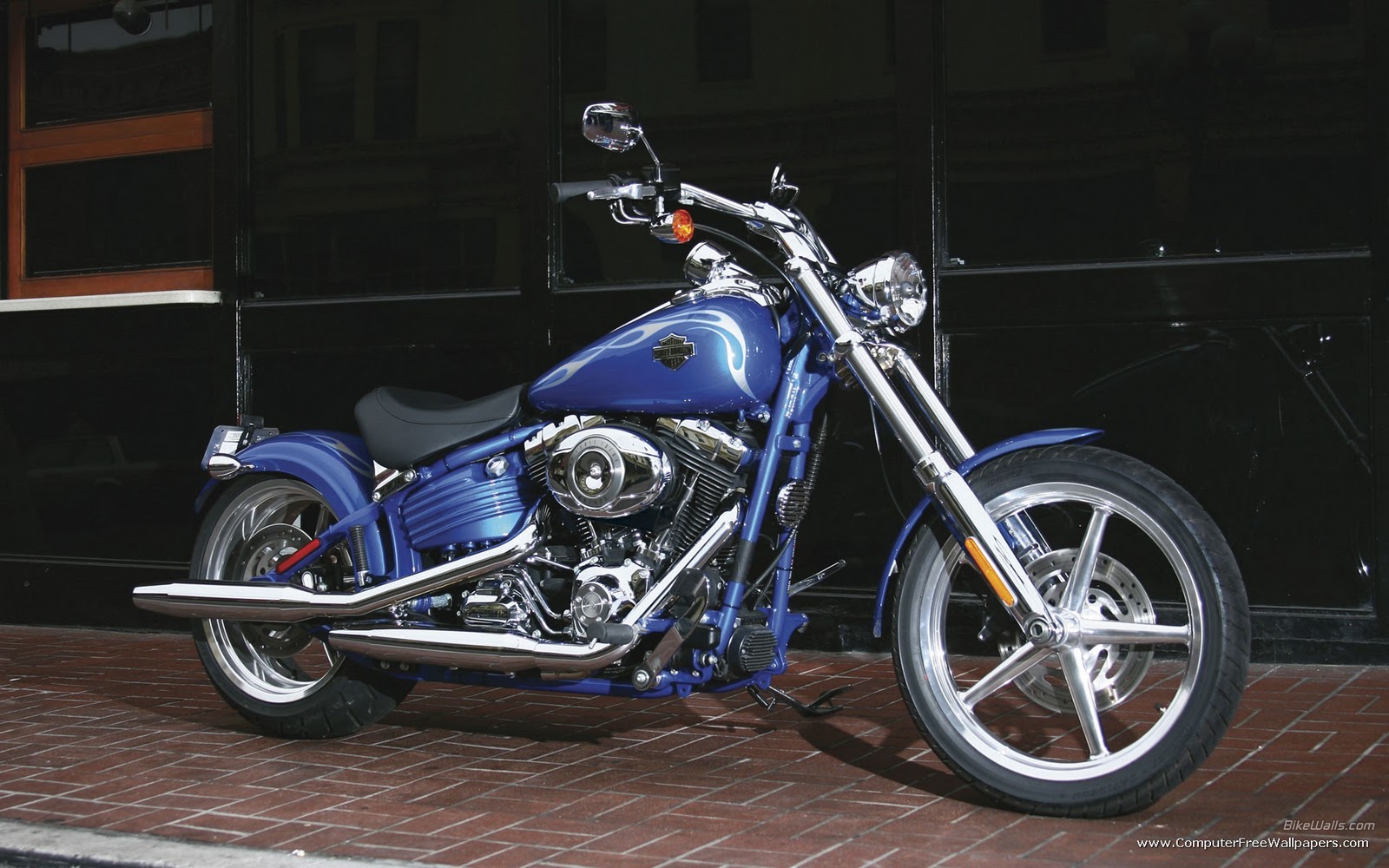 Speedy Bikes: harley davidson fxcwc rocker c