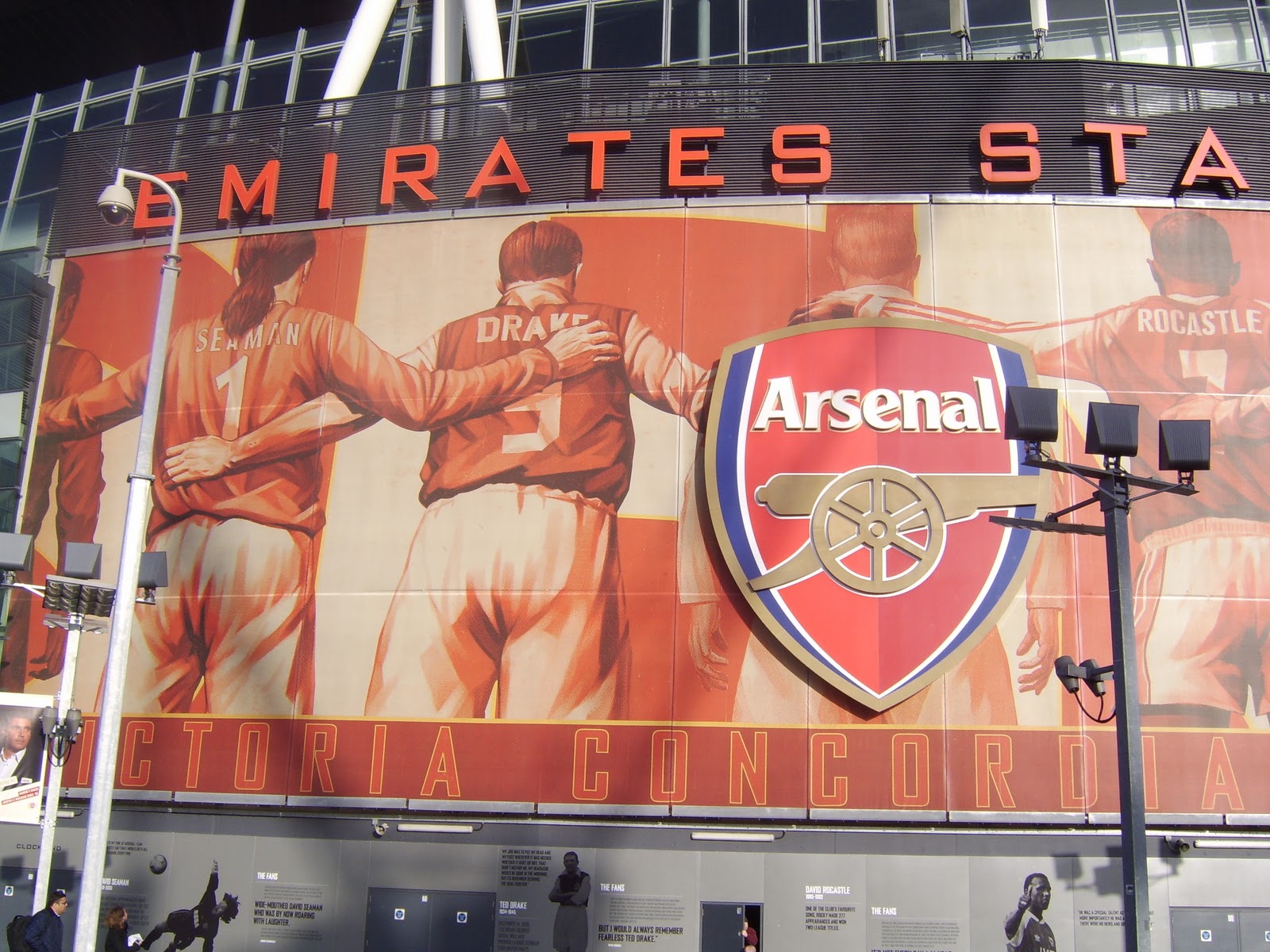 Hopping all over the World: Arsenal from 2016