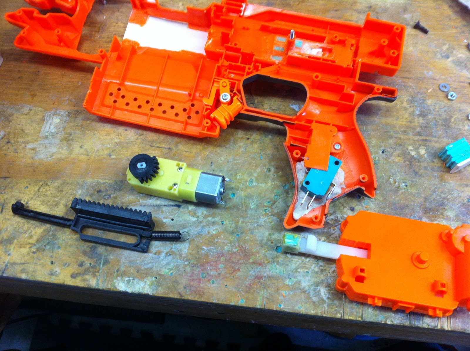 The Dart Zone: Brushless Inrunner AR Cage Continued, and Project T17