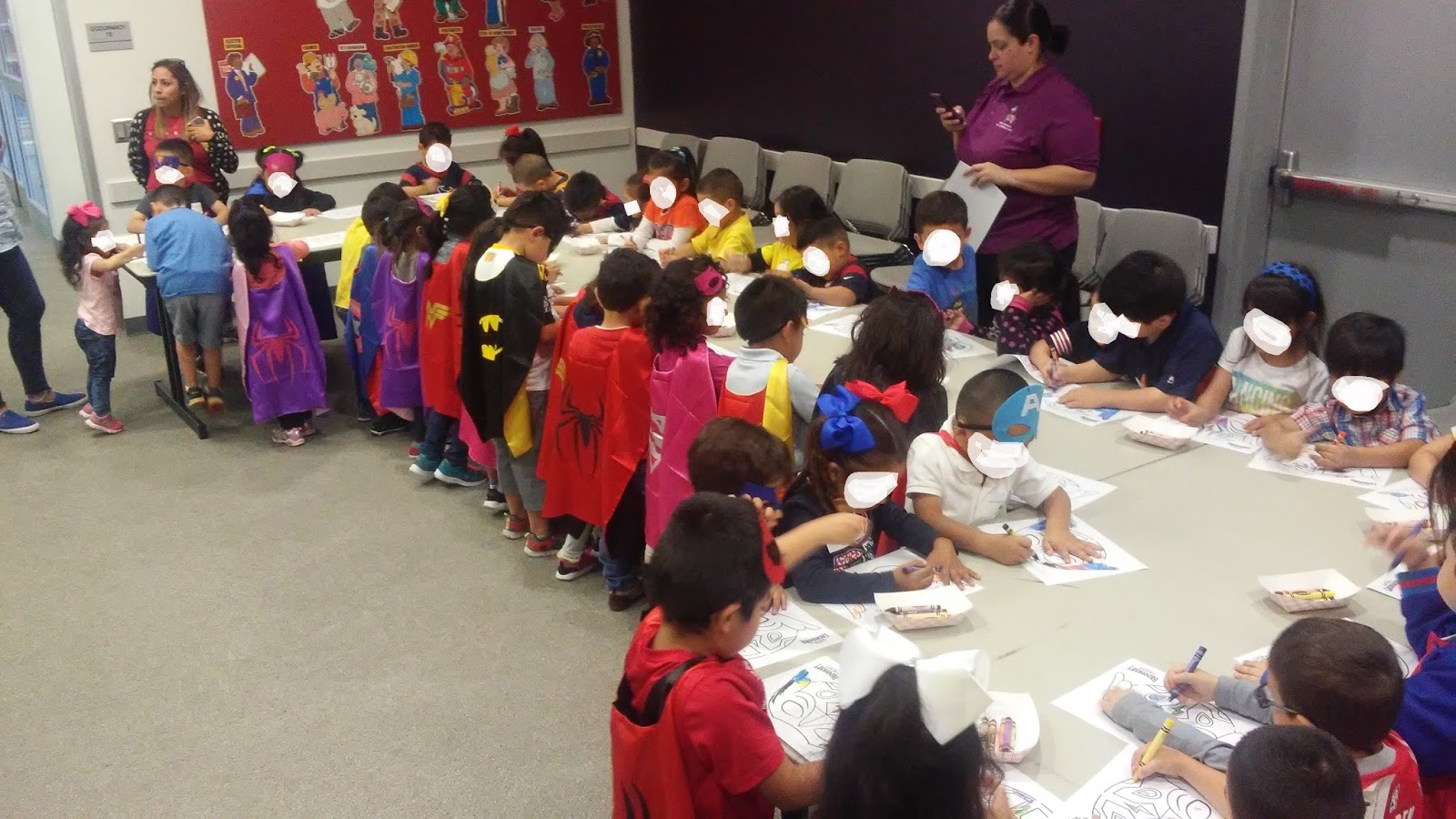 Stanaker Neighborhood Library: April 2017