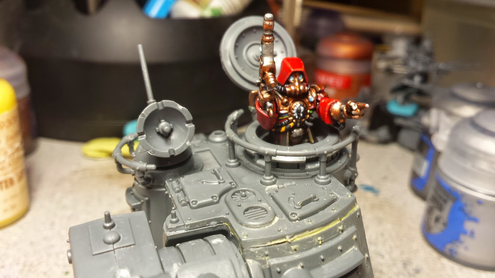 Brush Wizard: Warhammer 40k: Onager Dunecrawler Gunner Conversion