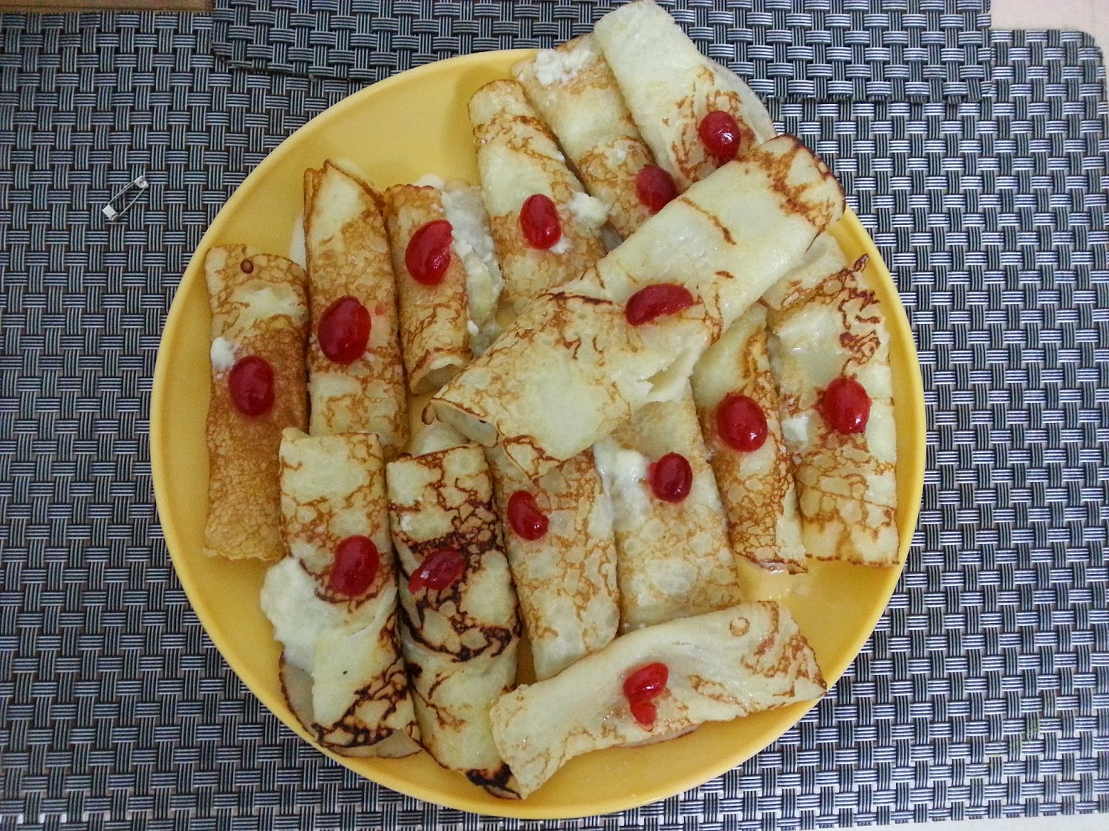 Food, Mood and More...: Patishapta 'Paṭishapta' (with Kheer)