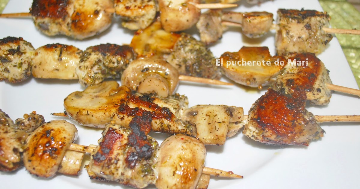 RECETAS ECONÓMICAS, FÁCILES Y LIGERAS: PINCHOS DE BONITO Y CHAMPIÑONES