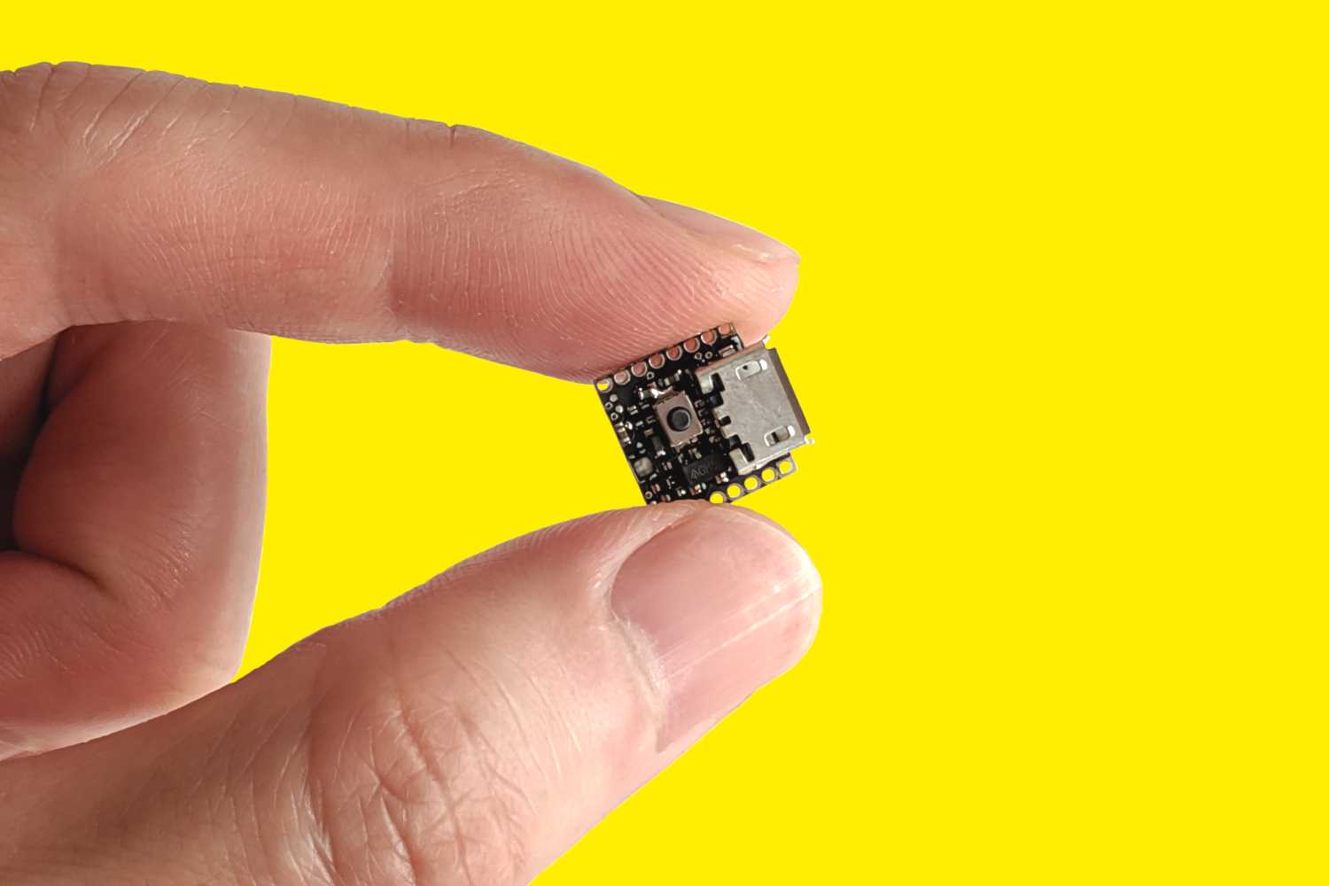 Toca do Tux: ATTO - O menor Arduino do mundo