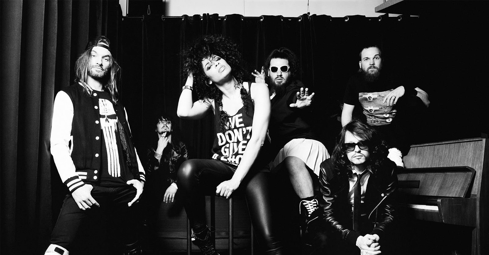 SOUND BOX: SHAKA PONK