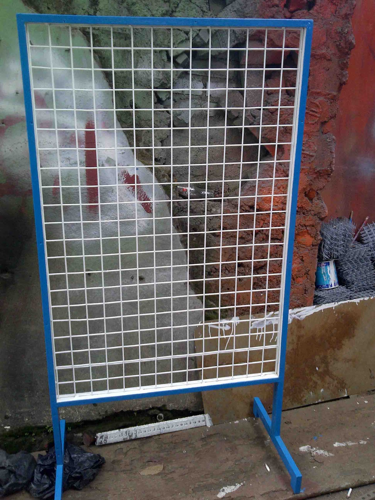 RAK RAM / RAK GANTUGAN ~ Karya Rak Minimarket