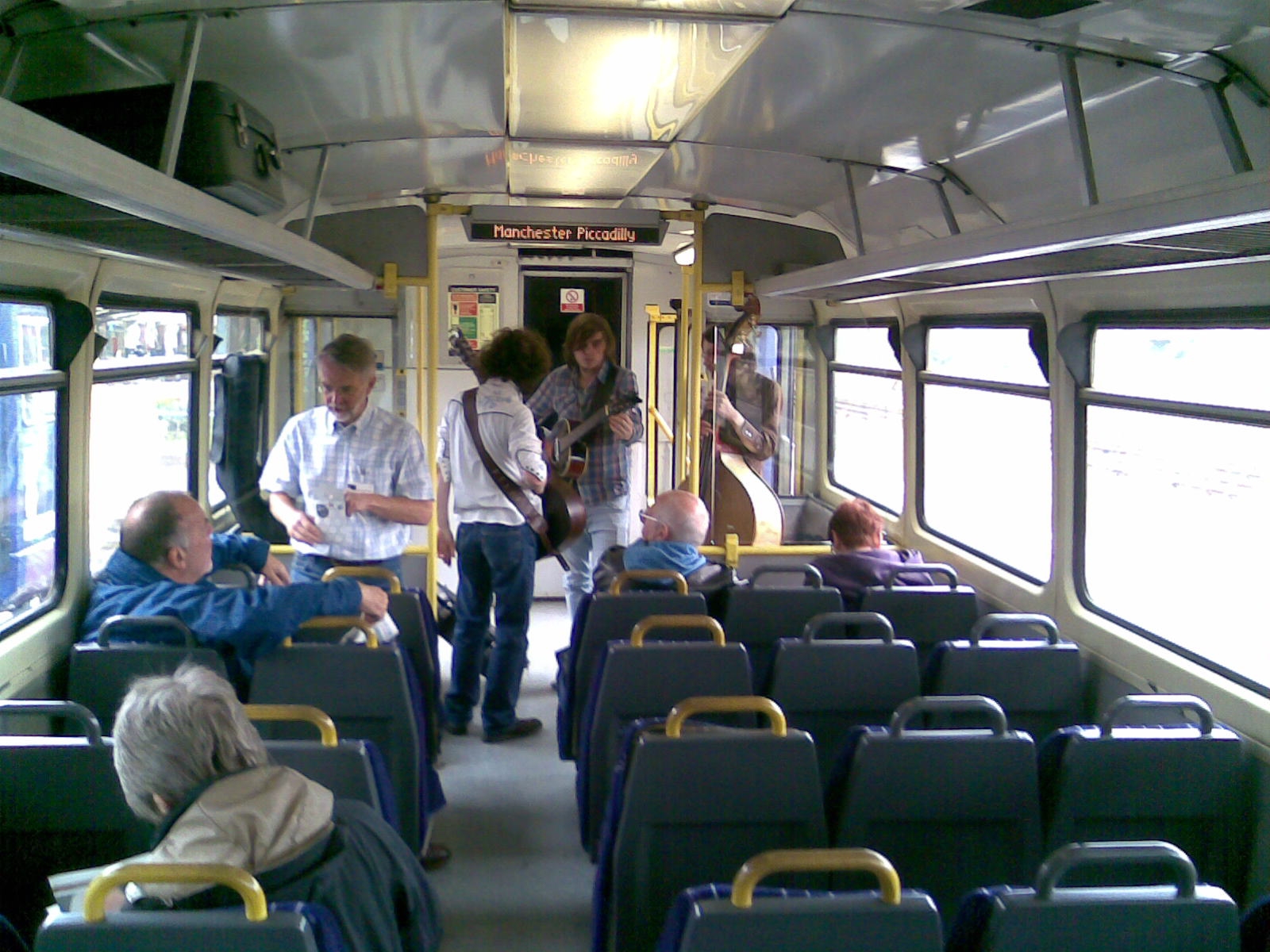 Vince's World: Passenger counts on the Mid Cheshire Line