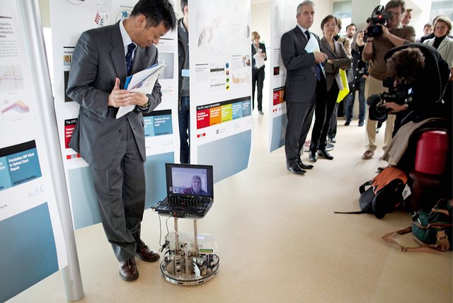 Dr. Fotis Liarokapis: Mind-Controlled Robot