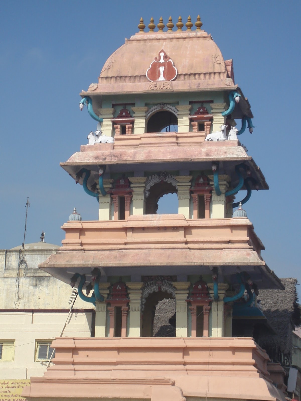 Tamilnadu Tourism: Kanchi Kamakoti Peetham, Kanchipuram