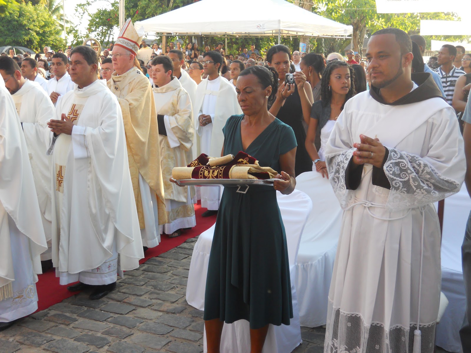 Notícias Capuchinhos Bahia e Sergipe: Ordenação Presbiteral do Fr ...
