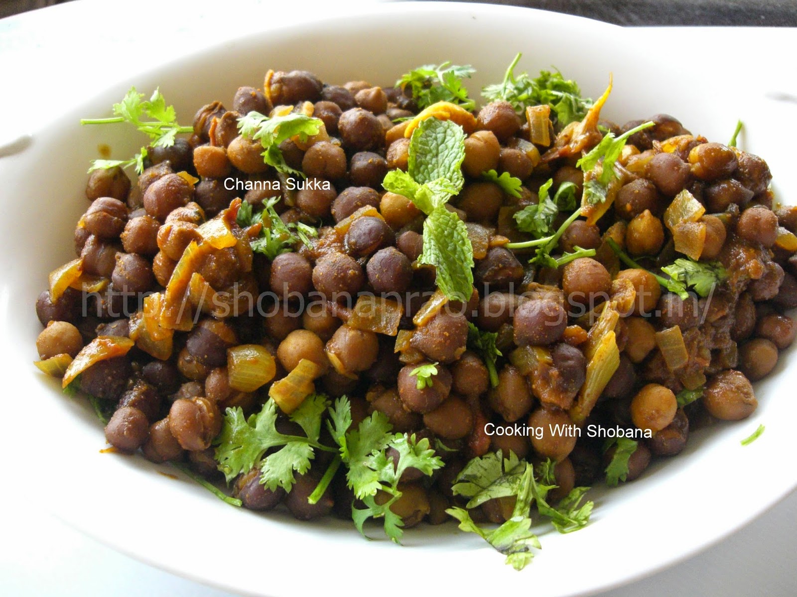 Cooking With Shobana : MANGALOREAN CHANNA SUKKA