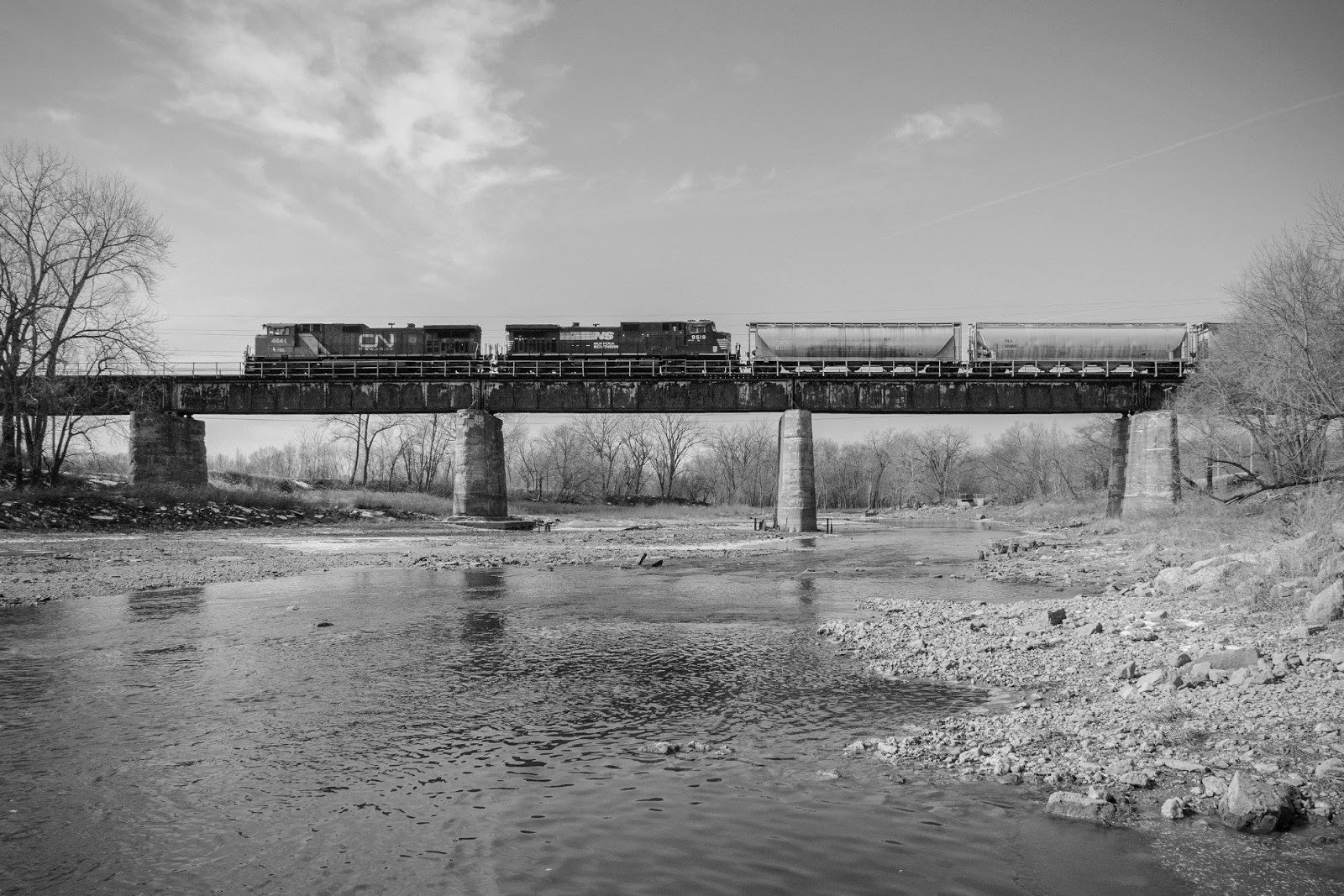 Industrial History: CN+DT/IC over Sangamon River in Decatur Illinois