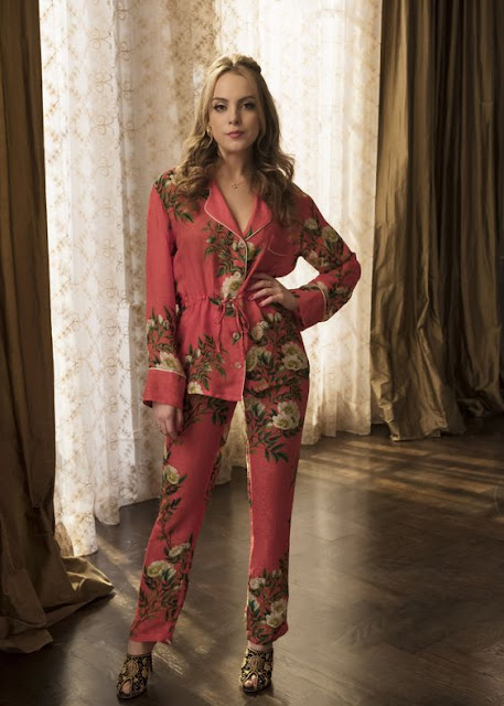 2 Fashion Girls: Looks Séries: Dinastia - Fallon Carrington