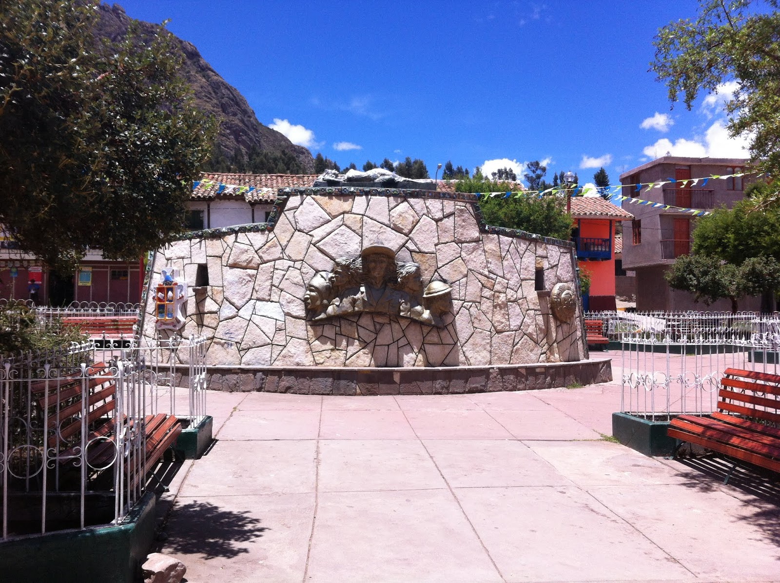 guia Cusco Peru: Visitando el Distrito de Paruro y el Pueblo de Omacha ...