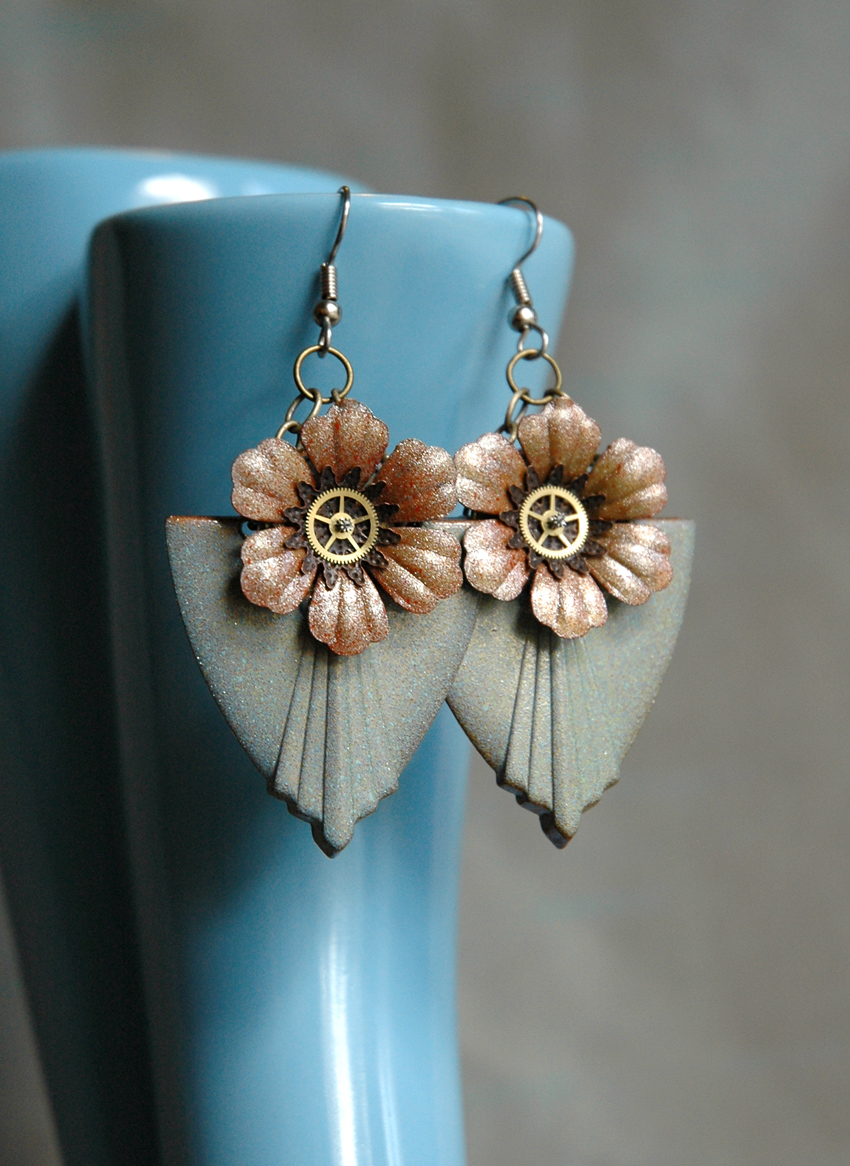 Bionic Unicorn: Crystal Jewelry : Getting Ready for TeslaCon