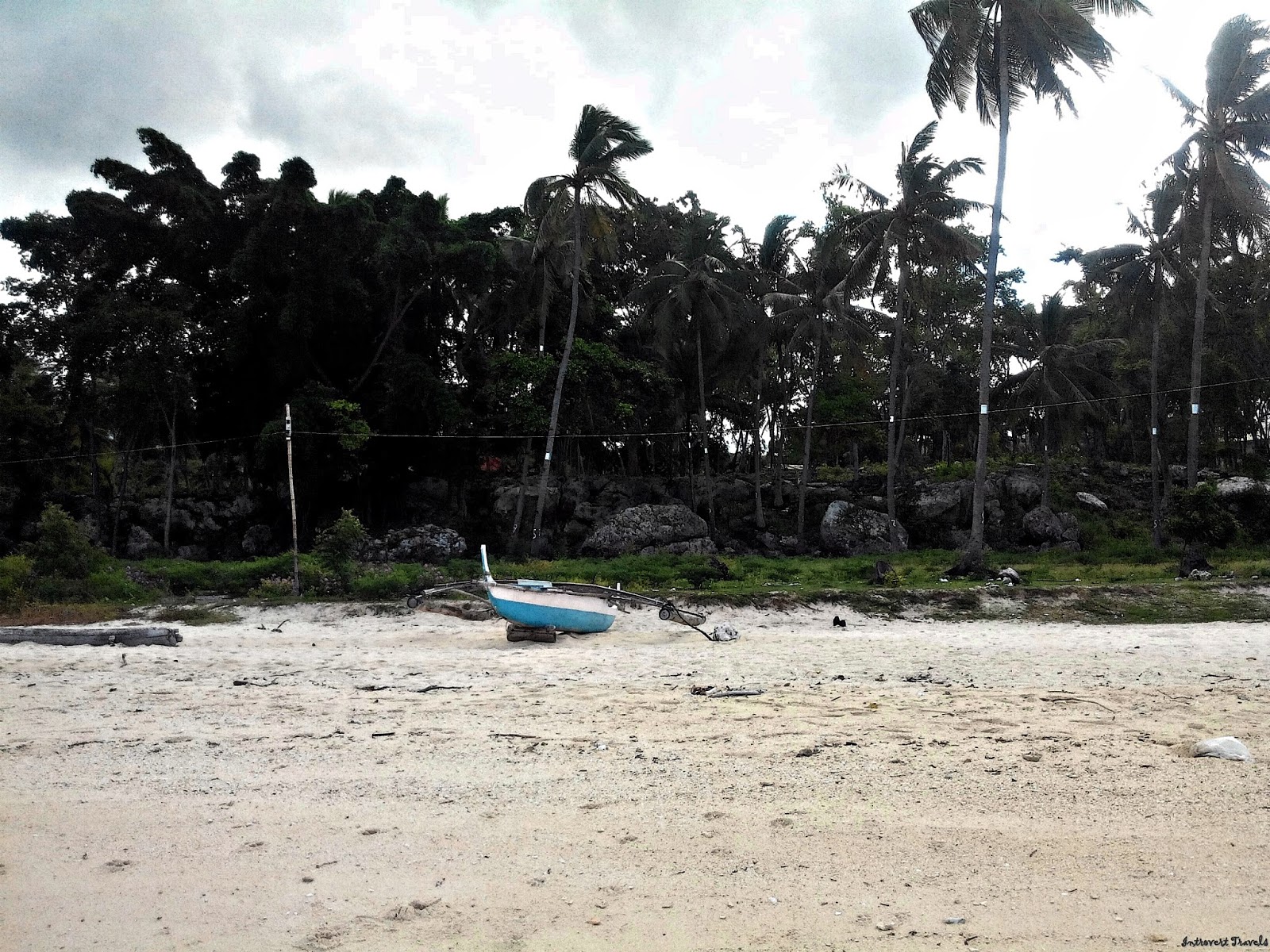 Introvert Travels: Badian's Lambug Beach and Kansanto Spring