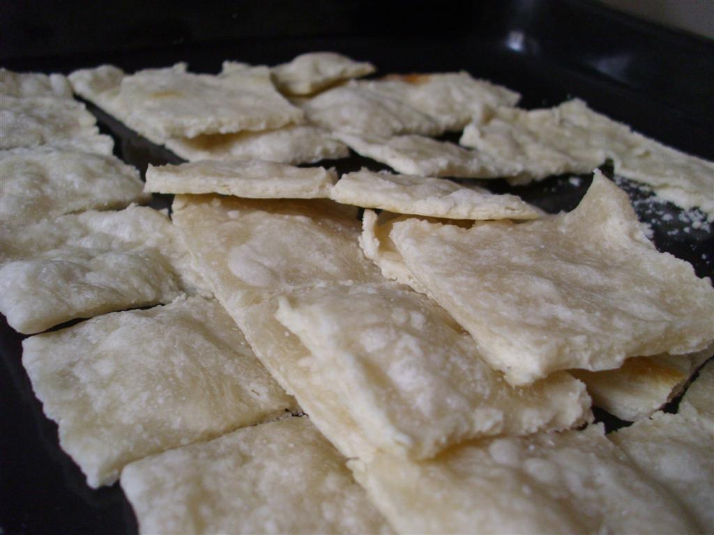 The Do-It-Yourself Mom: DIY Saltines