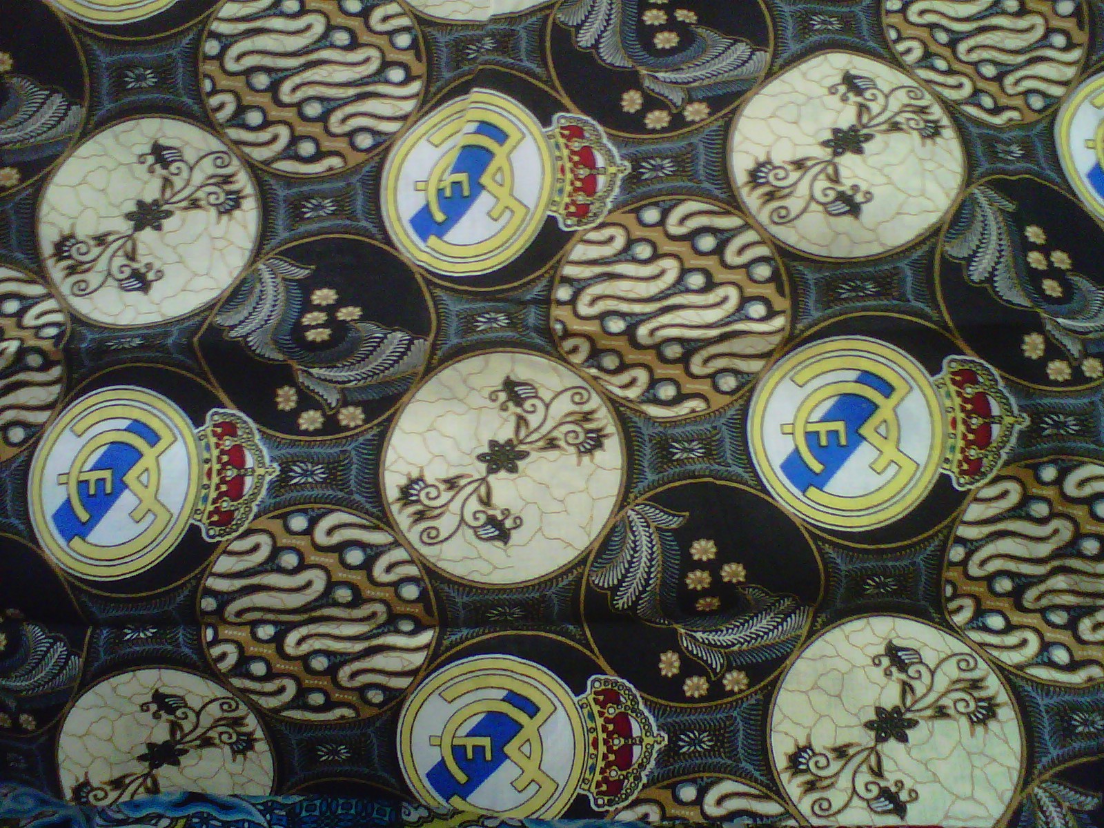 mamushop: Kain Batik Bola part1