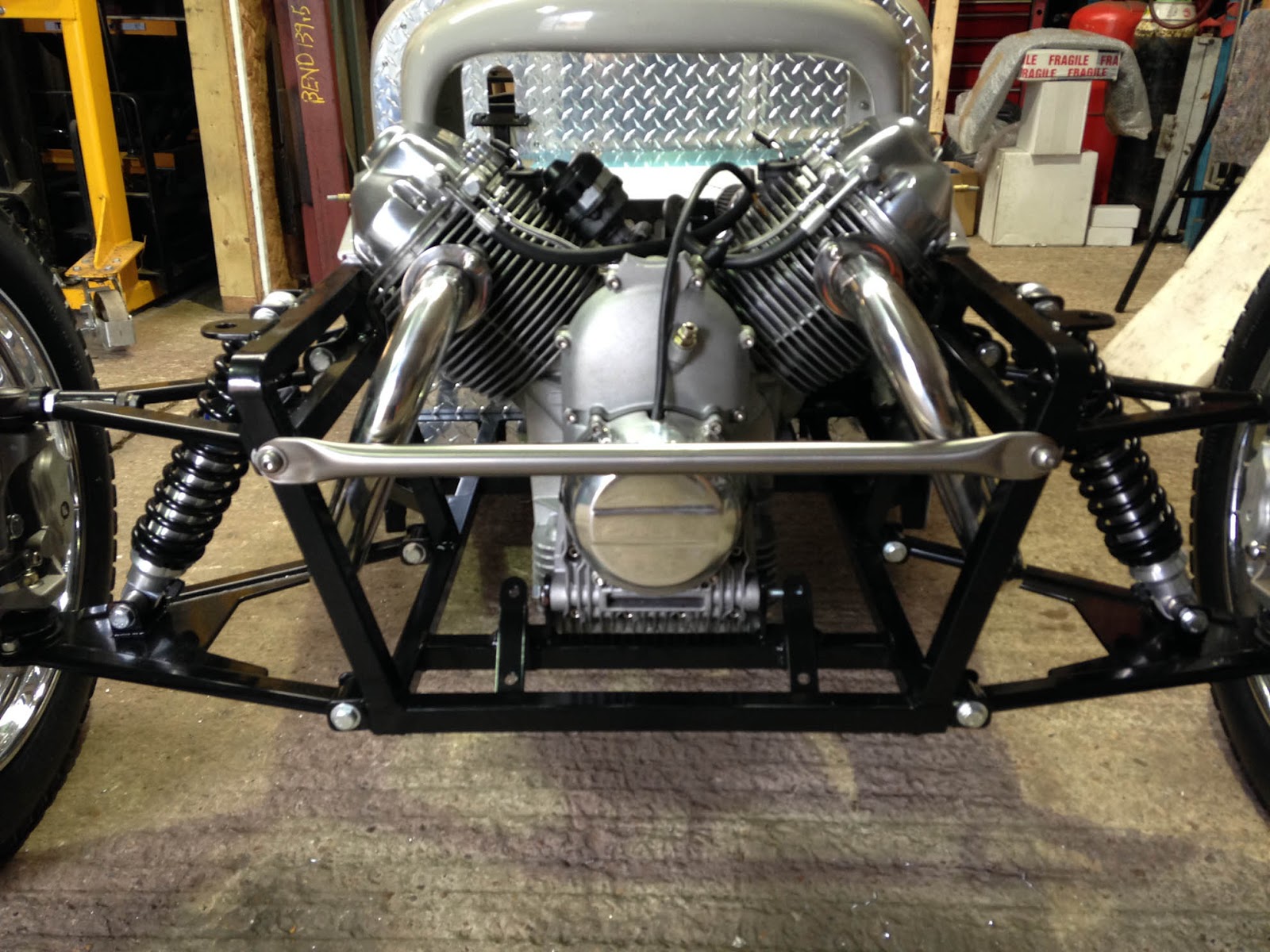 Aero Cycle Car's replica Morgan three wheeler kit build.