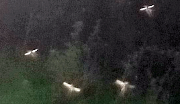 UFO SIGHTINGS DAILY: Photographer claims to have captured evidence of ...