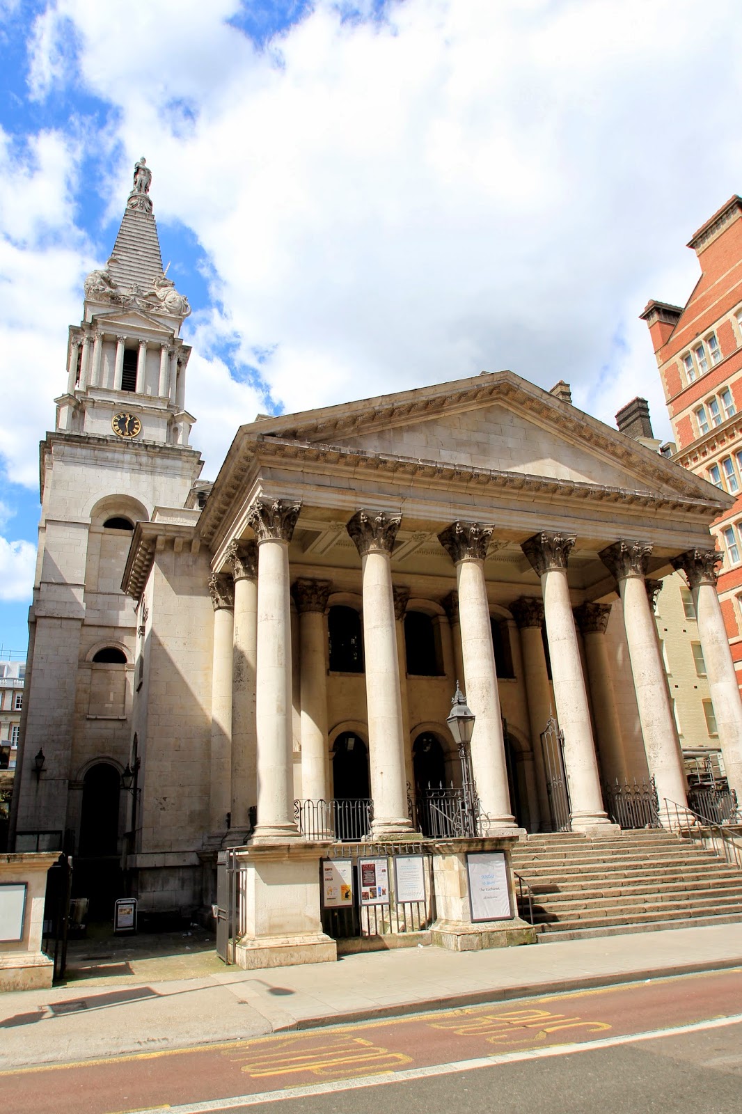 JOHN STEFANIDIS: ARCHITECTURE: St. George's Church, Bloomsbury