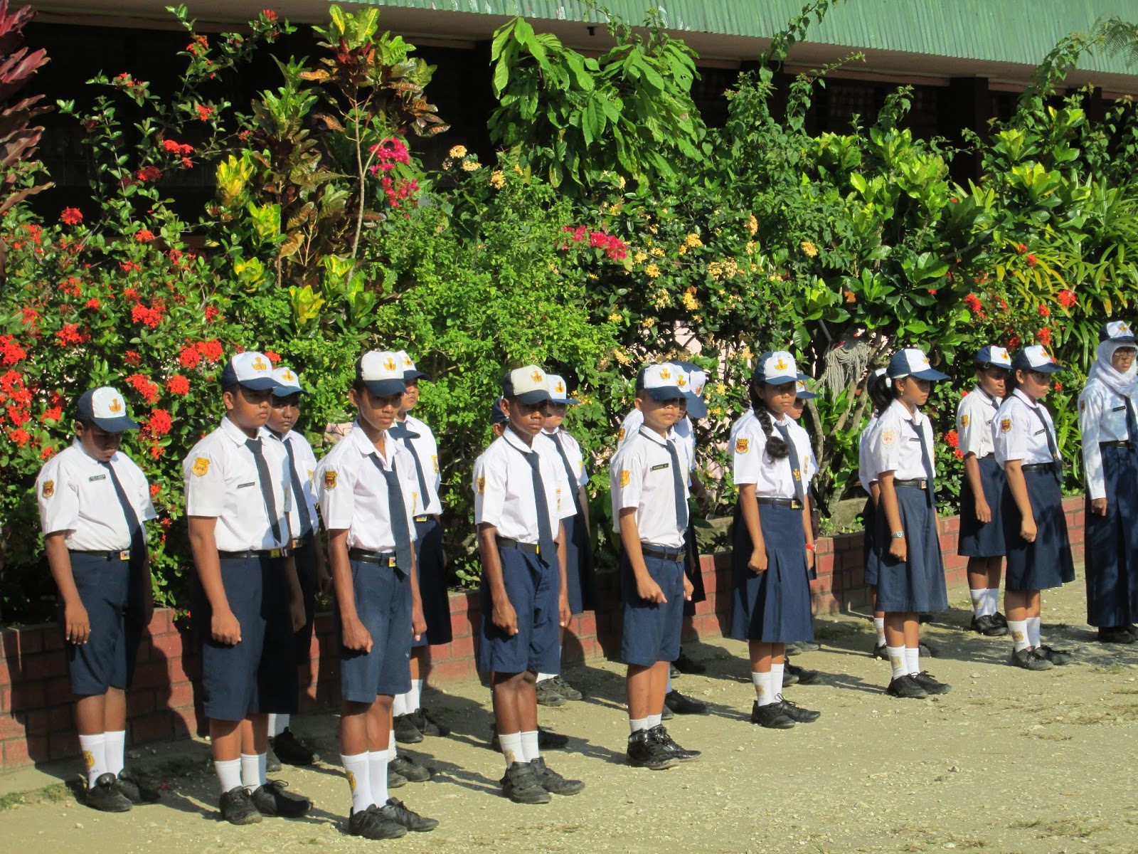 PHOTO PELANTIKAN OSIS SMP NEGERI 5 JAYAPURA - SMP NEGERI 5 JAYAPURA