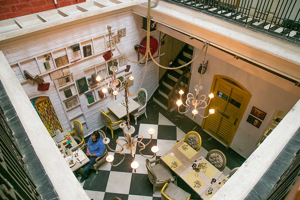 The Corner Courtyard - the confluence of legacy and modernity in the ...