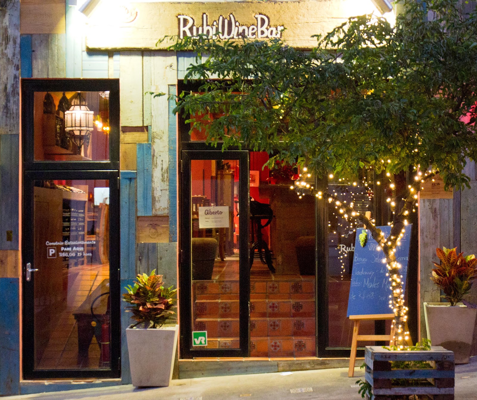 Peneira Cultural: Rubi Wine Bar. Para degustar um bom vinho com o ...