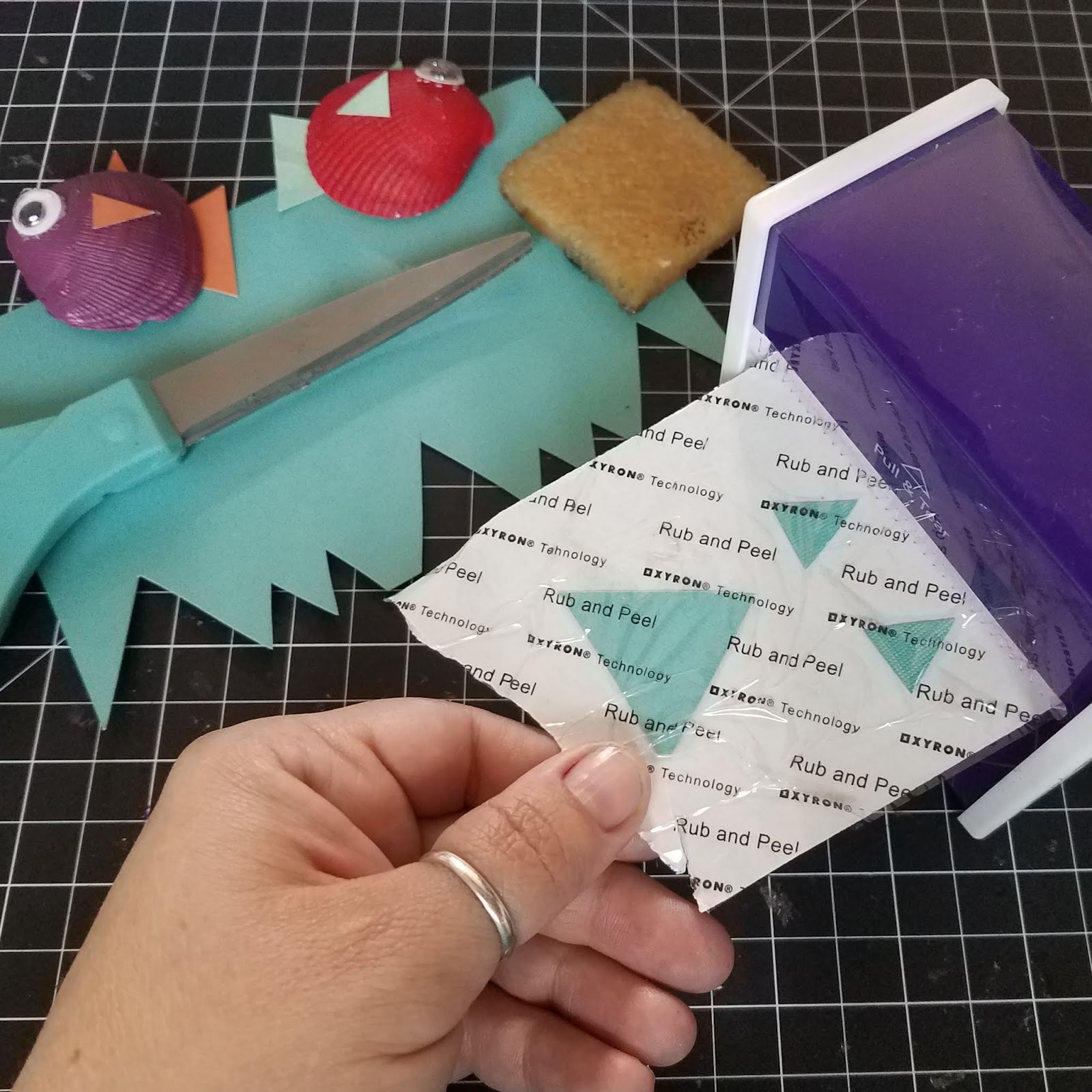 Erin Reed Makes: Colorful Shell Fish Kids Craft